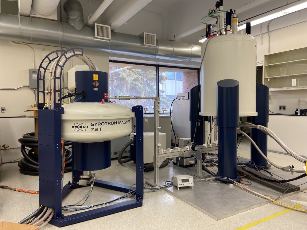 NMR Facilities – Michaelis Research Group